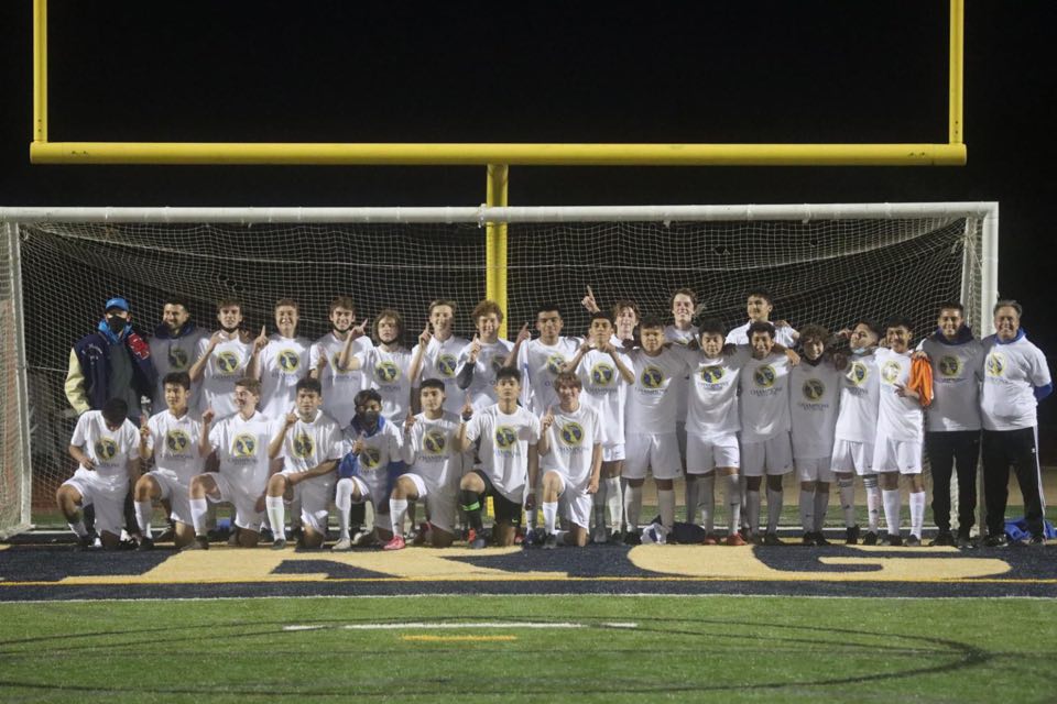San Marcos boys soccer celebrates first Channel League title since 2002 ...