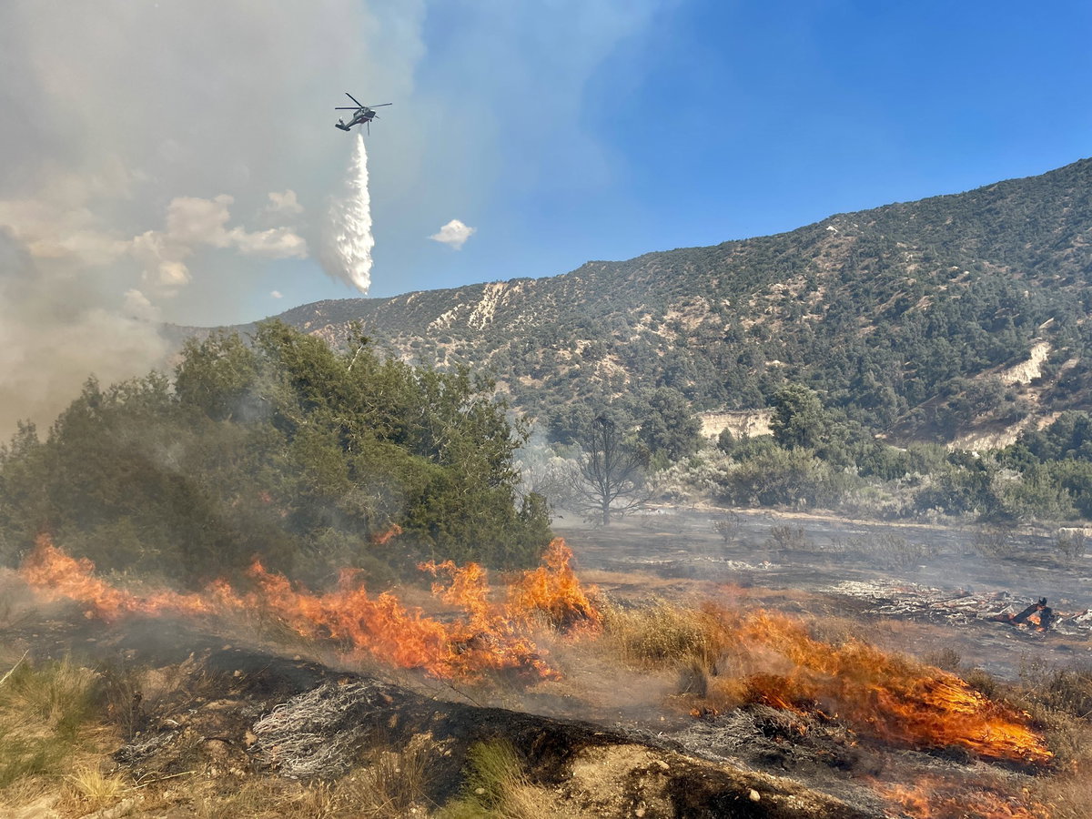Apache fire in Ventura County reaches 1,538 acres with 80% containment ...